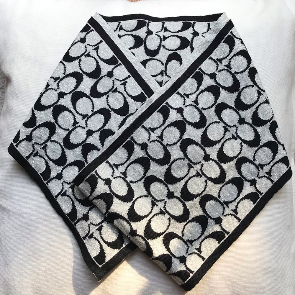 Coach Signature Logo Reversible Scarf - Black/Silver … - Gem